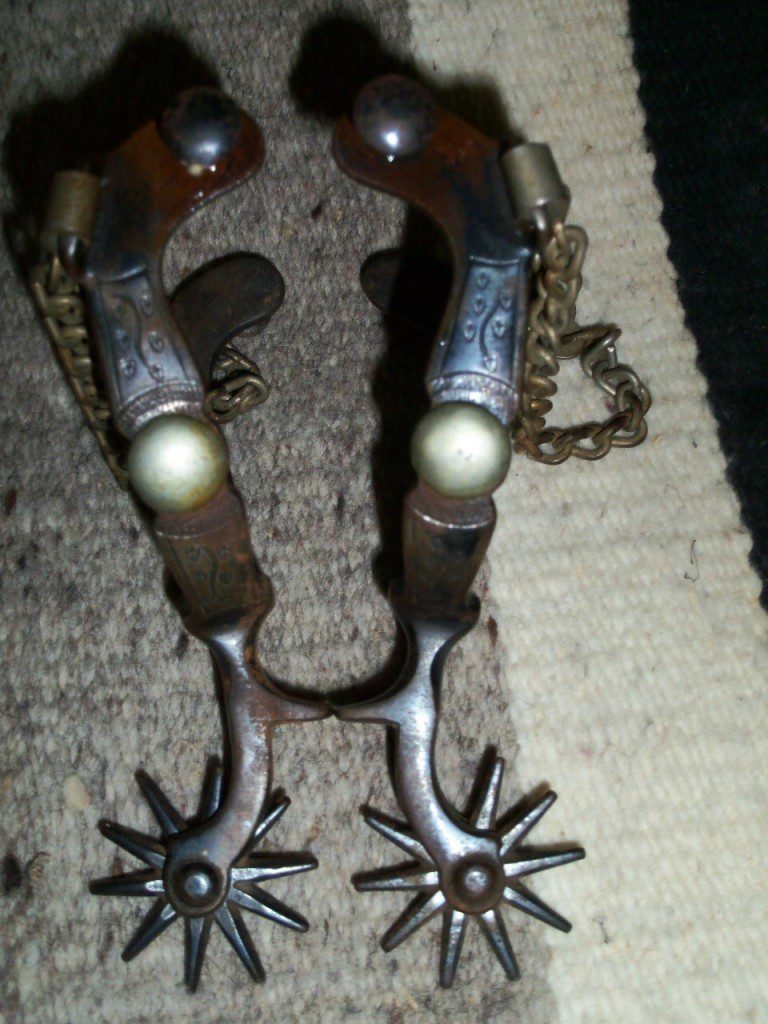 RARE 1 DOT IRON SPURS. | S&H Civil War Antiques